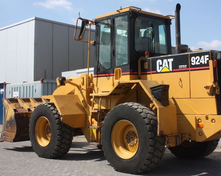 Caterpillar 924F Musket Muffler NZ Ltd – Musket Mufflers